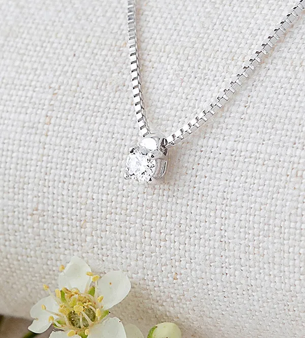 Collier solitaire or blanc 18 carats - diamant 0.07 carat : bijoux Edenly